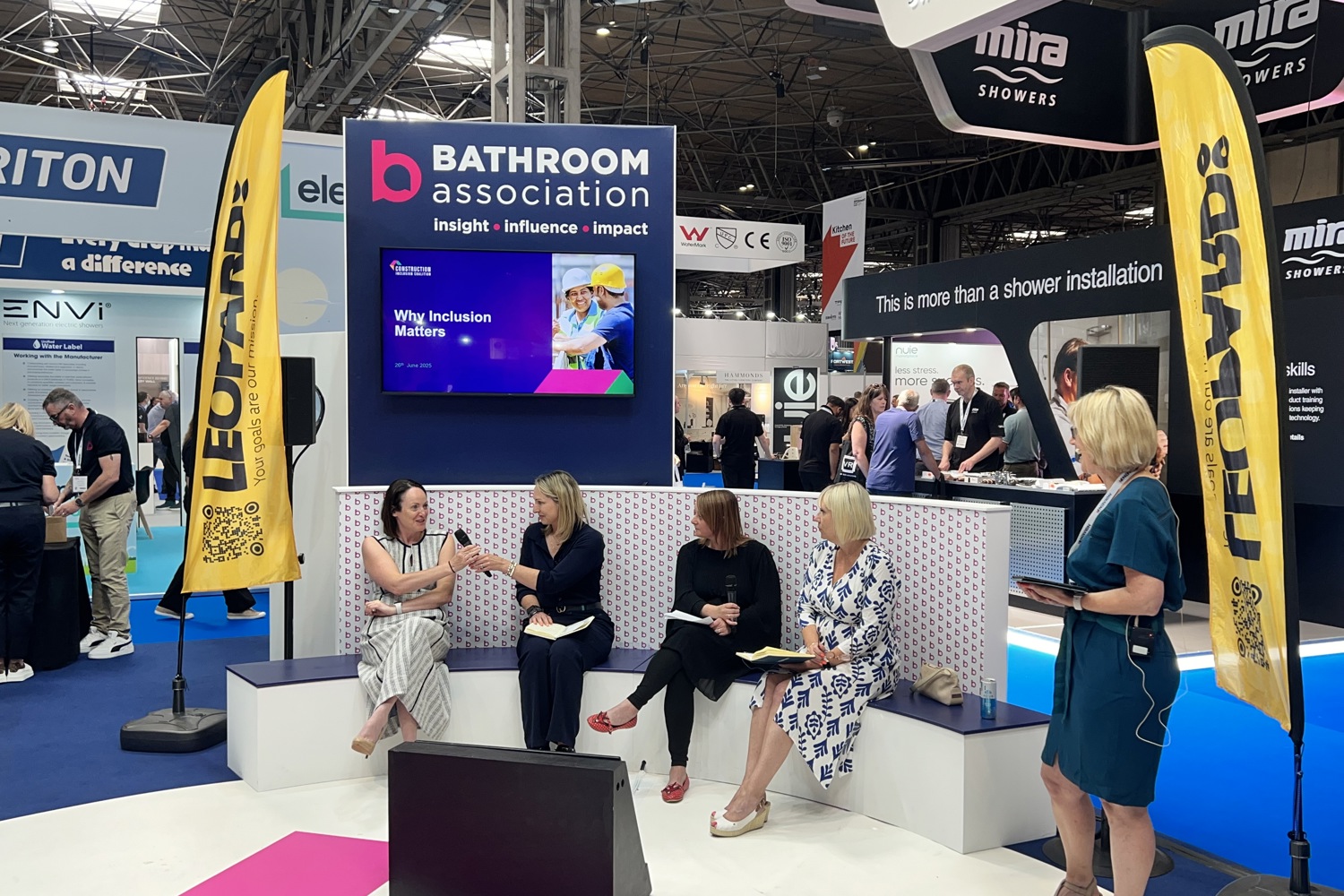 Mark Vitow Wins Pitchfest 2025 with FlowPro at Installer Show | Leopard Co